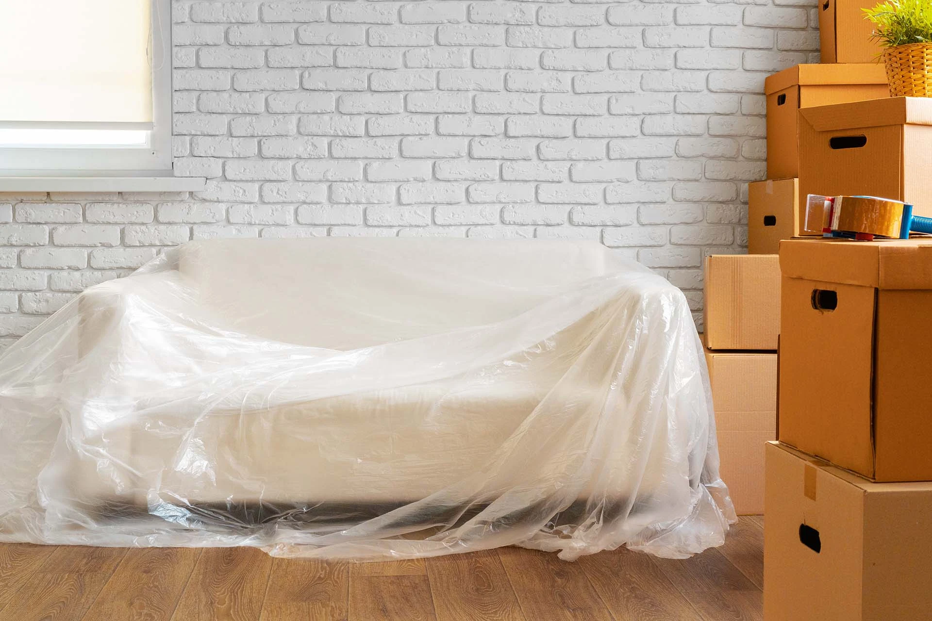 How to Pack Heavy Items for Shipping - My International Movers
